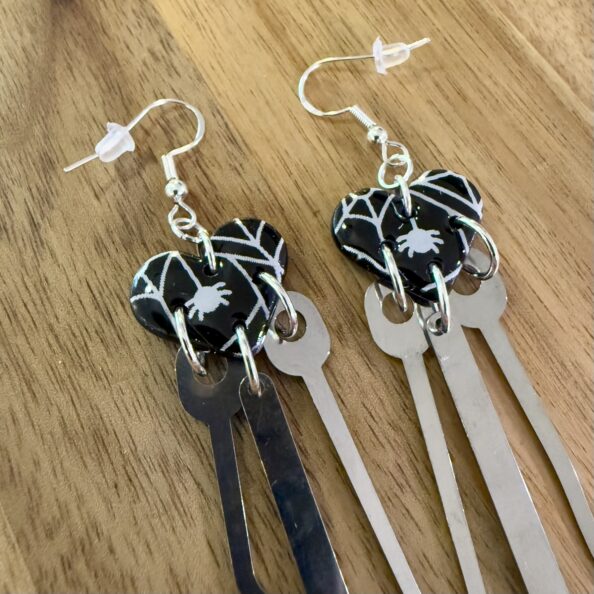 Lockpick Earrings // Spider - Lockpick Extreme